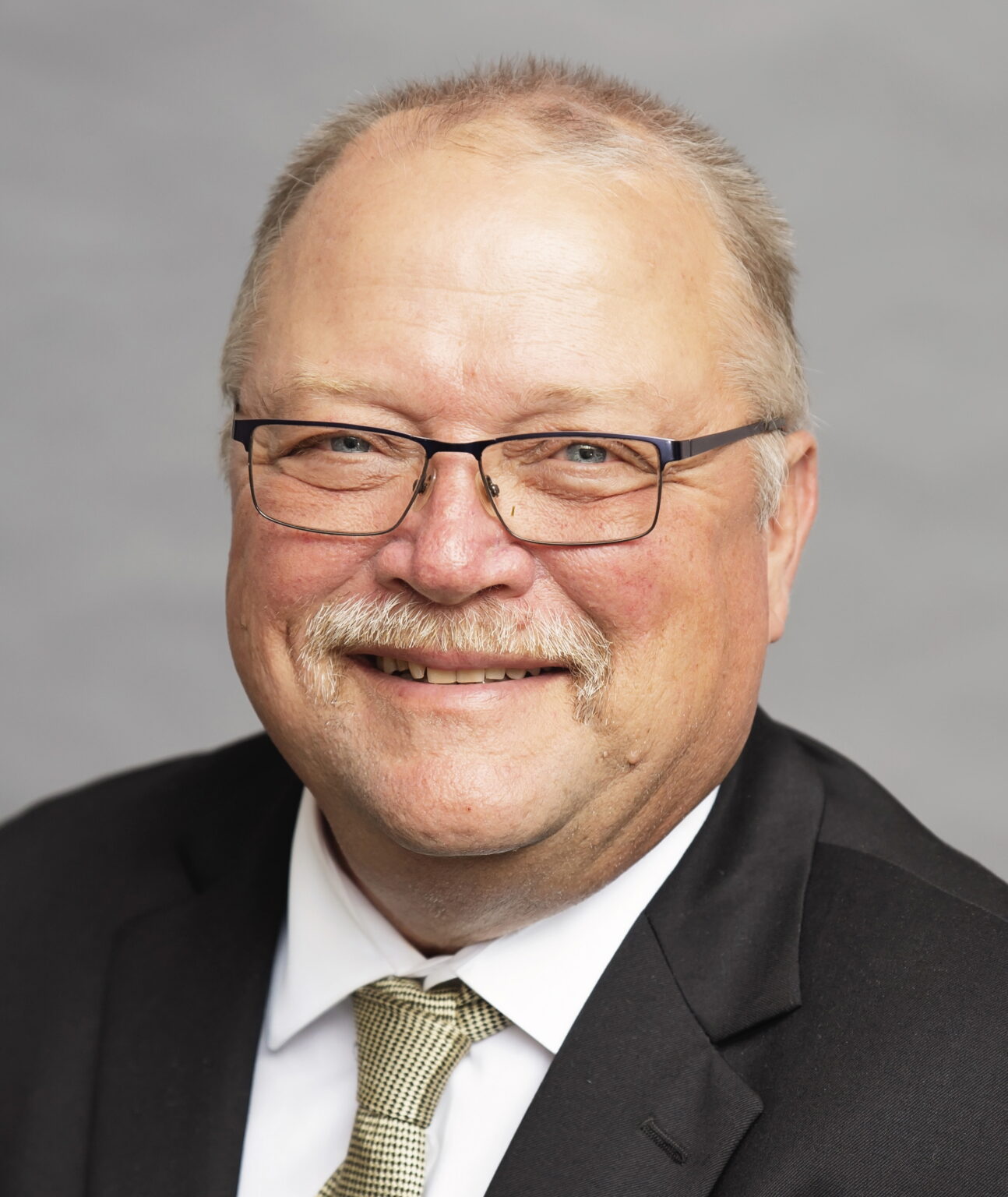 Jimmy Tucker - Colonial Funeral Home